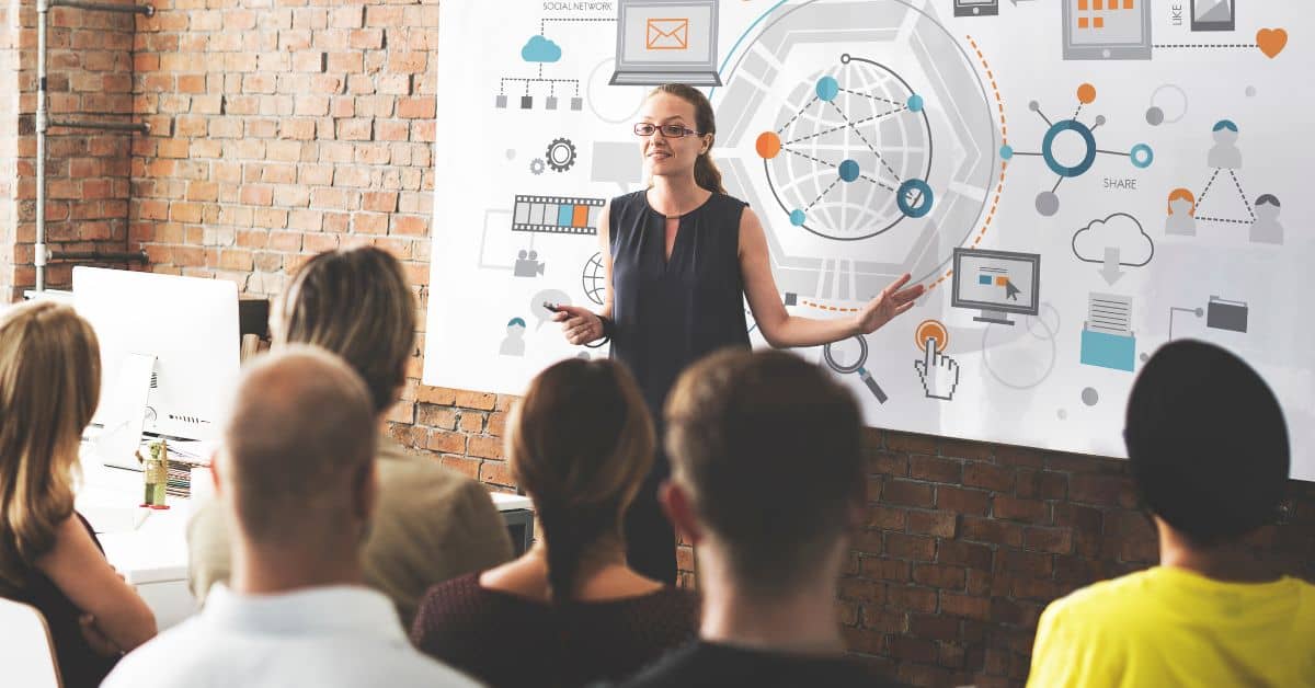 How to Present Data (Data Presentation Guide) - People Connect